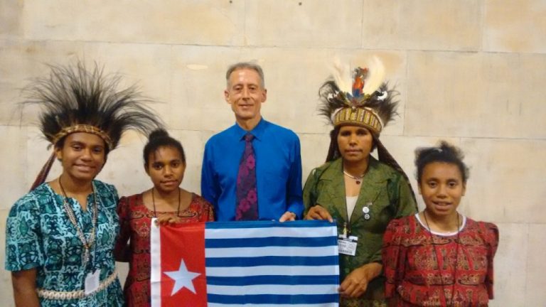 Peter Tatchell dedicates Gandhi Peace Award to West Papua - Free West ...